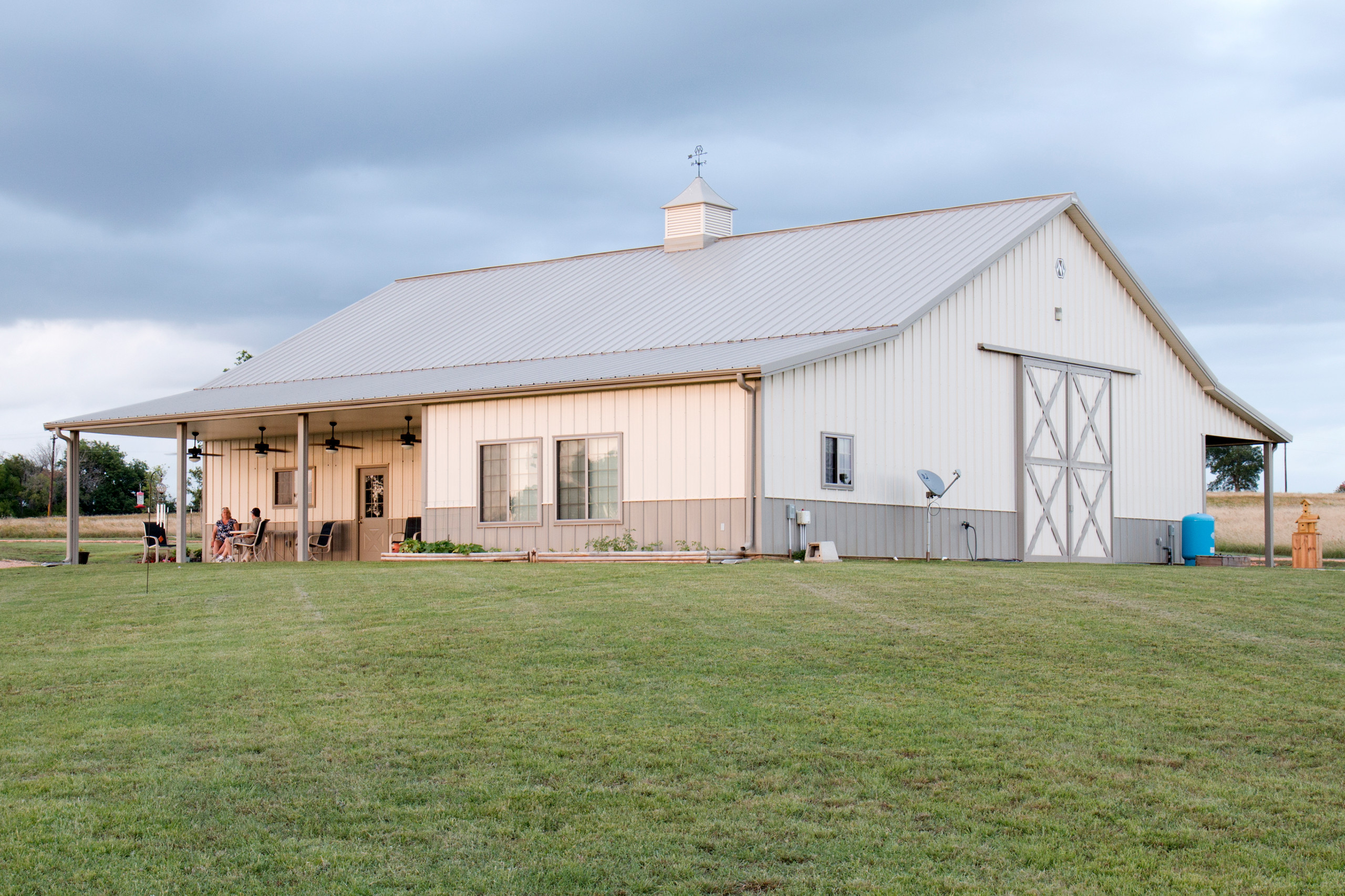 White Farmhouse Metal Building Farmhouse Style House Plan 4 Beds 3.5