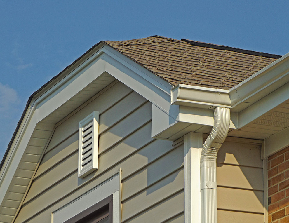 Mastic Home Exteriors Siding - Exterior - Chicago - by Pro Home 1 | Houzz