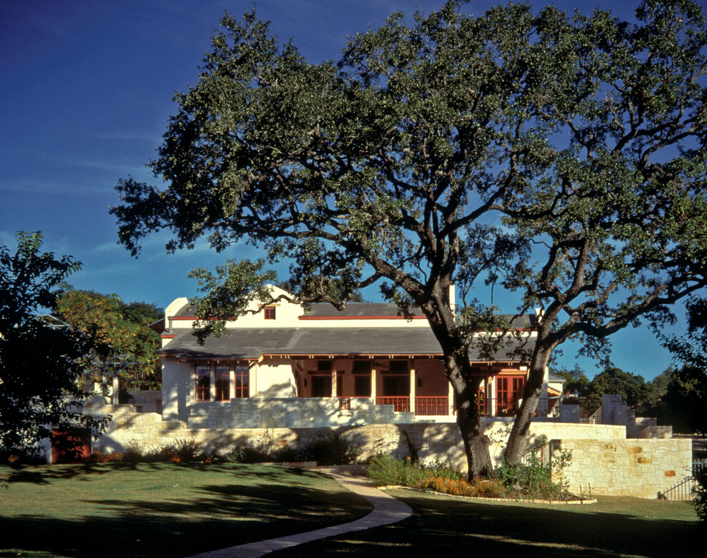 May Residence - Rustic - Exterior - Austin - by Black + Vernooy ...