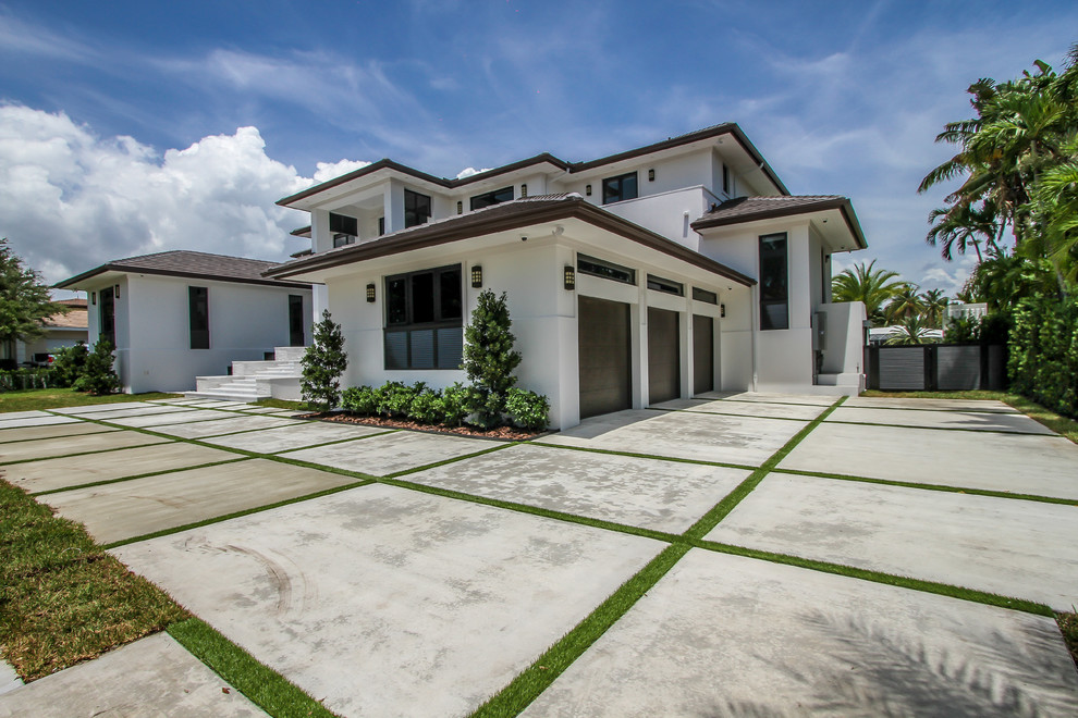 Miami Modern Custom Home - Modern - Exterior - Miami - by Pioneer ...