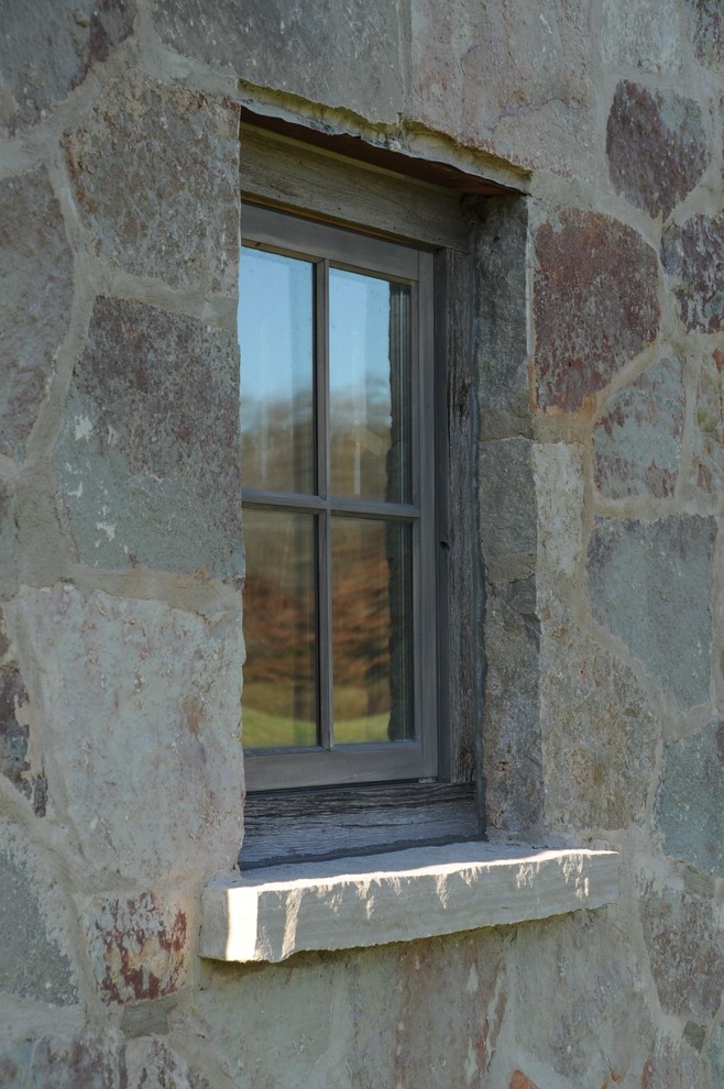 Midwestern Farm Estate - Home & Barn - Farmhouse - Exterior - Chicago ...