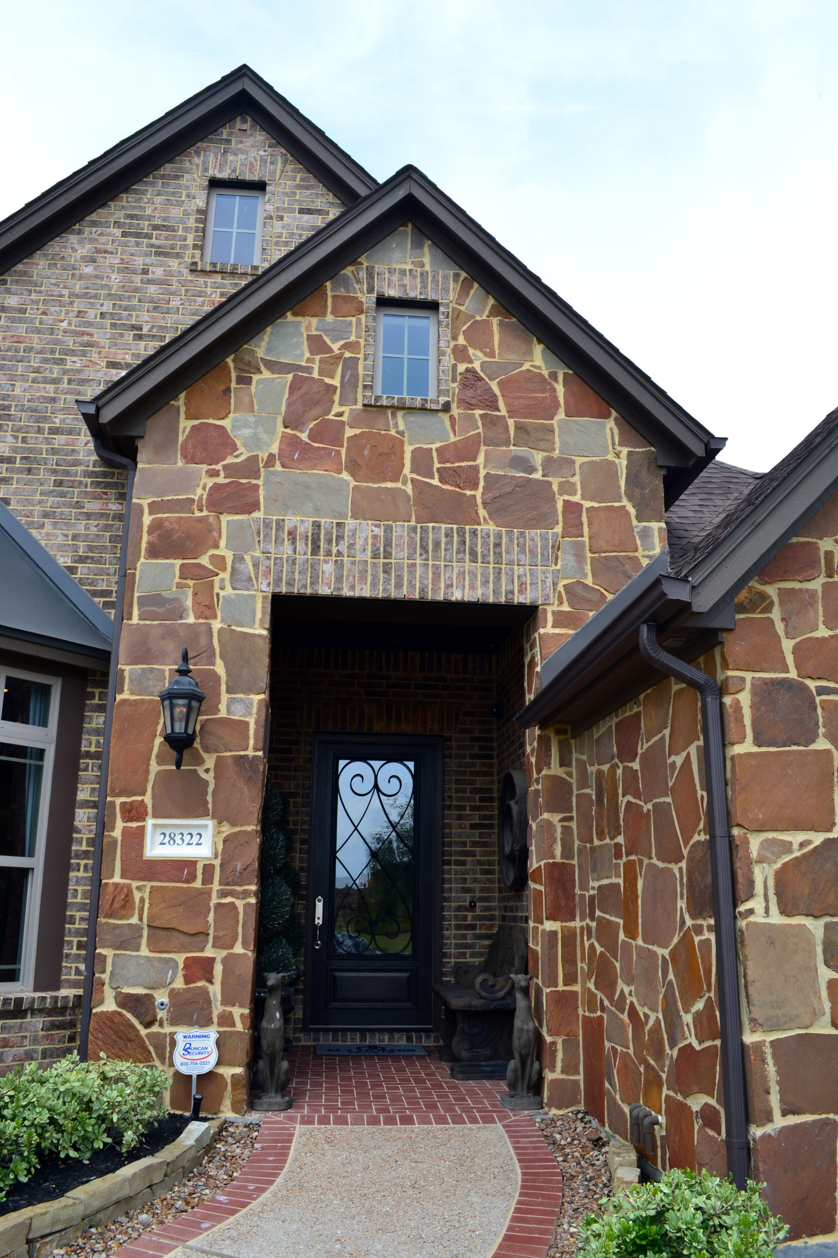 Red House With Stone Veneer 10 Different Types Of Exterior House Stone