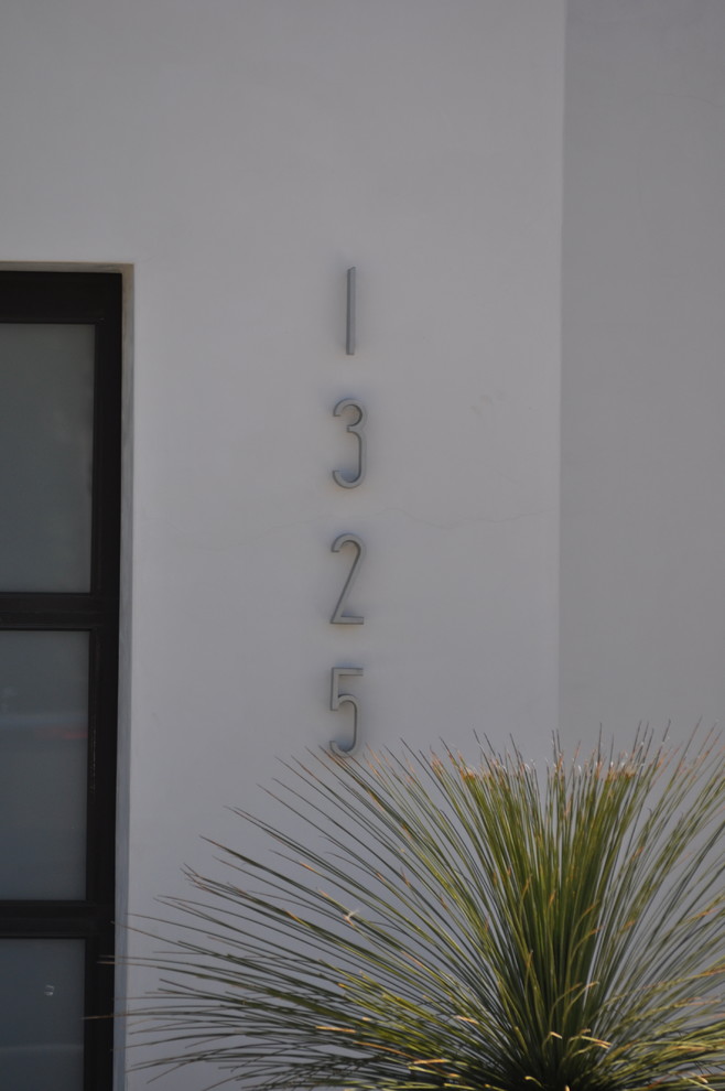 Modern Address Design - Inspiration - Modern - Exterior - Orange County ...