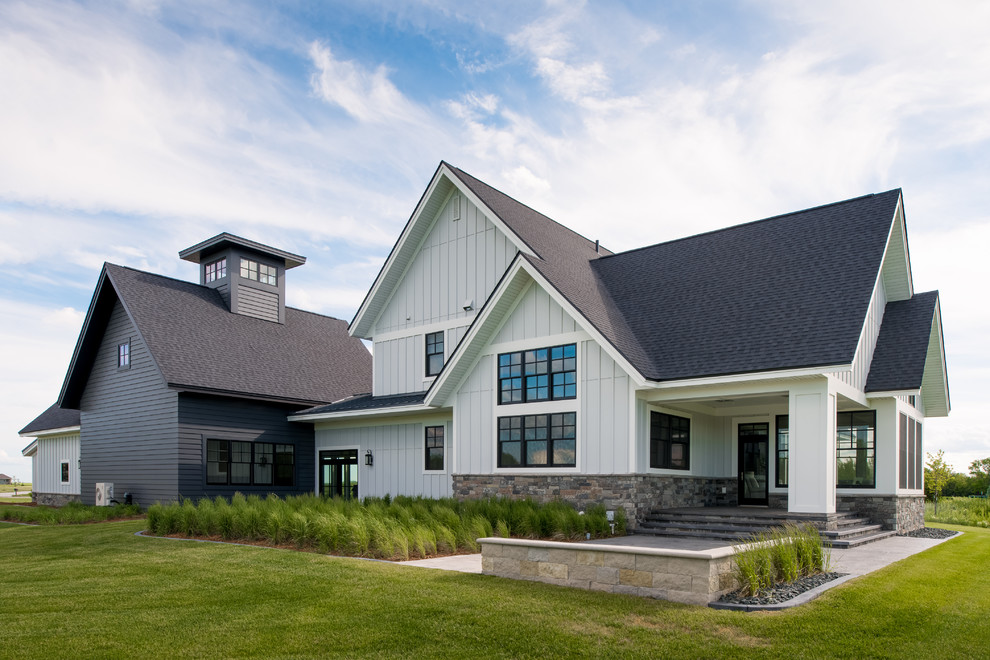 Modern Farmyard - Farmhouse - Exterior - Other - by Craftwell ...