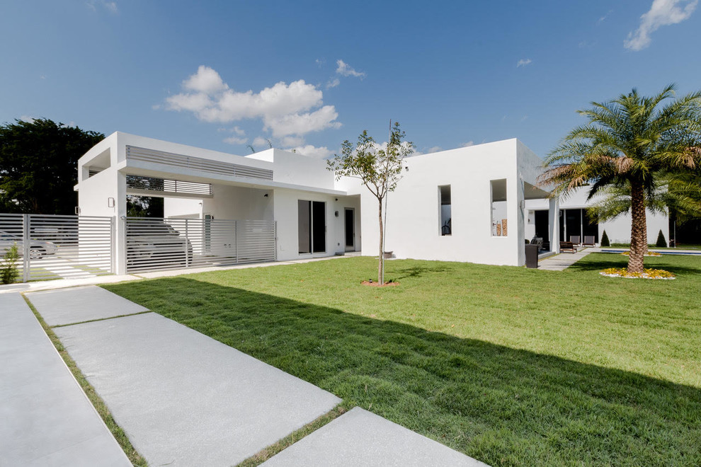 Modern New Home Construction Oasis - Modern - Exterior - Miami - by ...