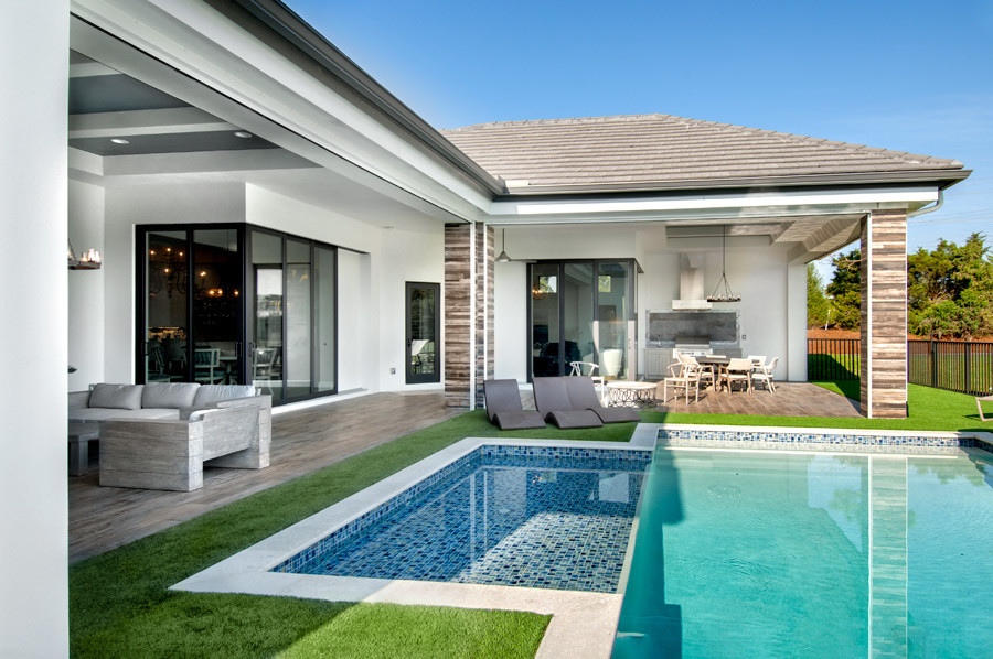 Modern One Story Florida Home - Modern - Exterior - Miami - by Laura of ...