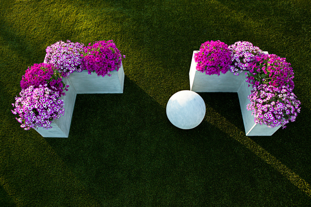 Modular Planters & Garden Sphere - Modern - Exterior - Miami - by ...