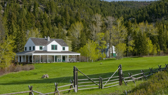 Montana Farmhouse - Traditional - House Exterior - Other | Houzz UK