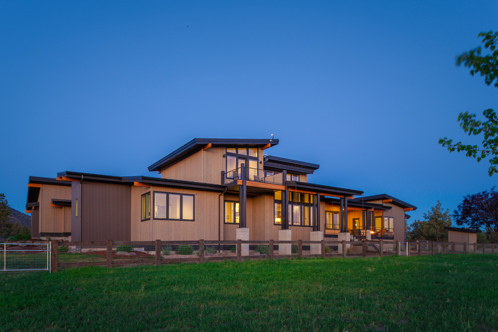 Mountain-Modern Ranch Home & Casita on Rabbit Hill - Modern - Exterior ...