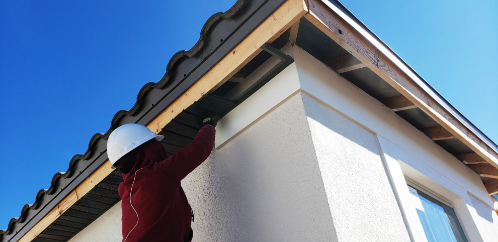 Musket Brown Aluminum Vented Soffit and Fascia - Exterior - Orlando ...