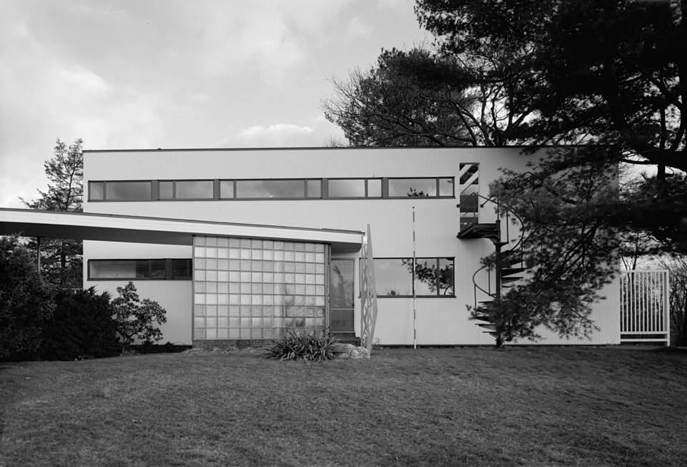 Must-Know Modern Homes: Gropius House
