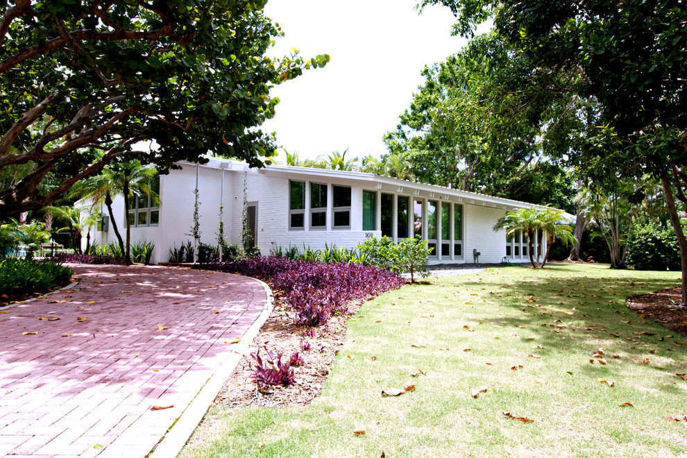 My Houzz: Devlin-Baldassari Residence - Beach Style - Exterior - Miami ...