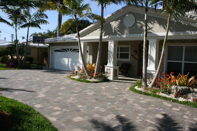 My Projects - Exterior - Miami - by Watermark Construction | Houzz AU