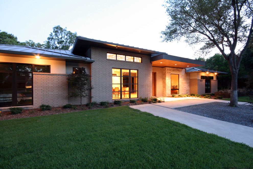 Myerwood Lane residence - Modern - Exterior - Dallas - by John Lively ...
