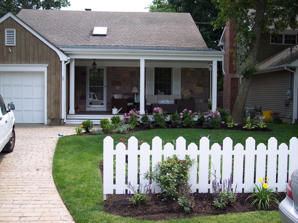 Nantucket style porch and fence - Traditional - House Exterior - New ...