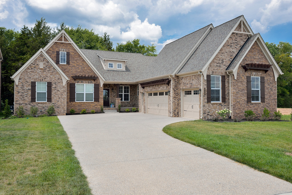 Natchez Trace Brick - Traditional - Exterior - Nashville - by The Jones ...