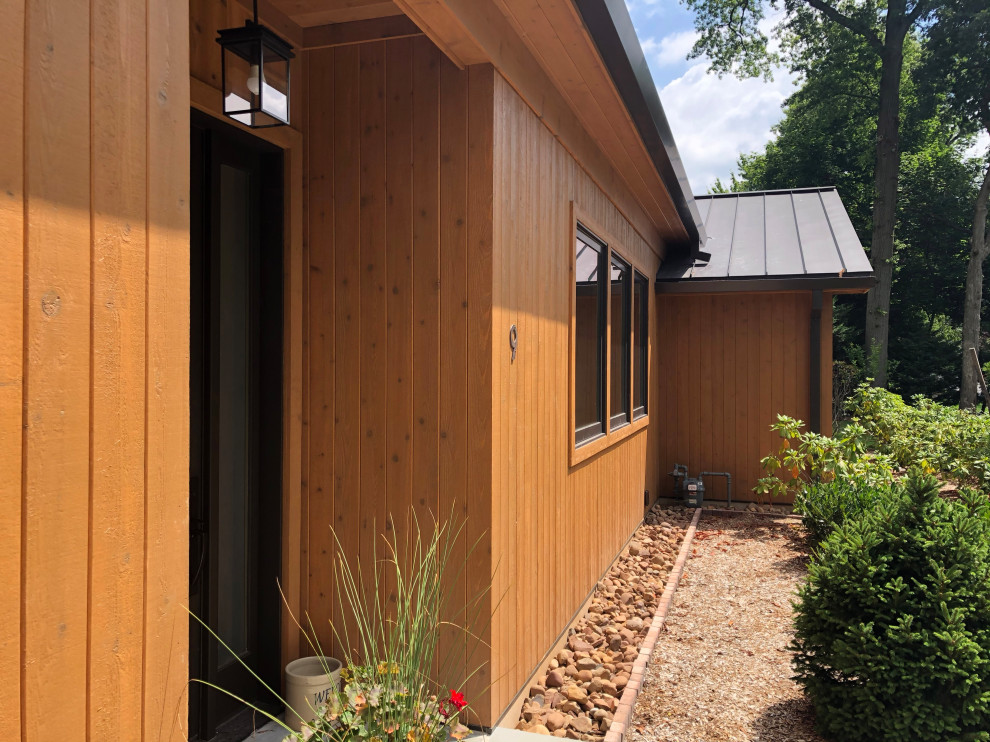 New California Ranch - House Exterior - New York - by Rosen Kelly ...