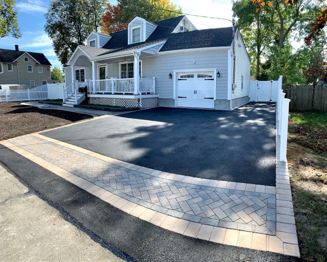 Cambridge Pavers Driveway
