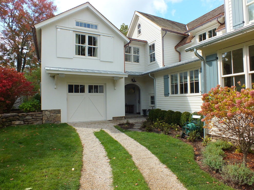 NEW ENGLAND LAKE FARM HOUSE - Farmhouse - Exterior - New York - by ...