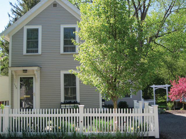 New Englander Makeover - Classique Chic - Façade - Boston - par Atelier ...