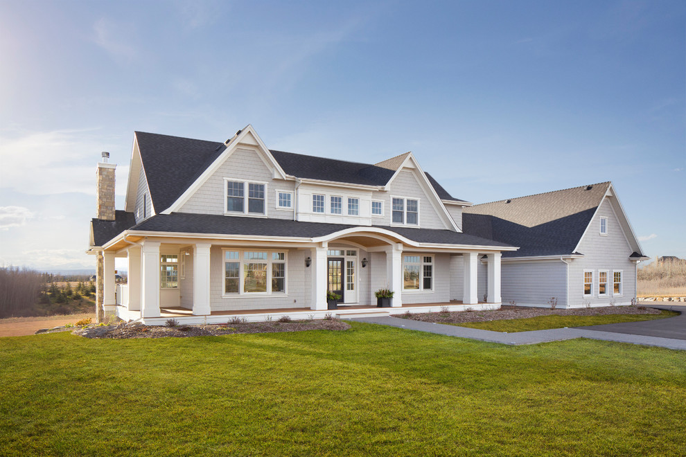 New Traditional - Traditional - Exterior - Calgary - by Grandscape ...