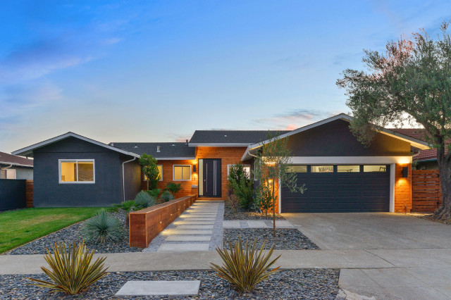 Oakland Hills Modern Ranch - Modern - Exterior - San Francisco - by ...