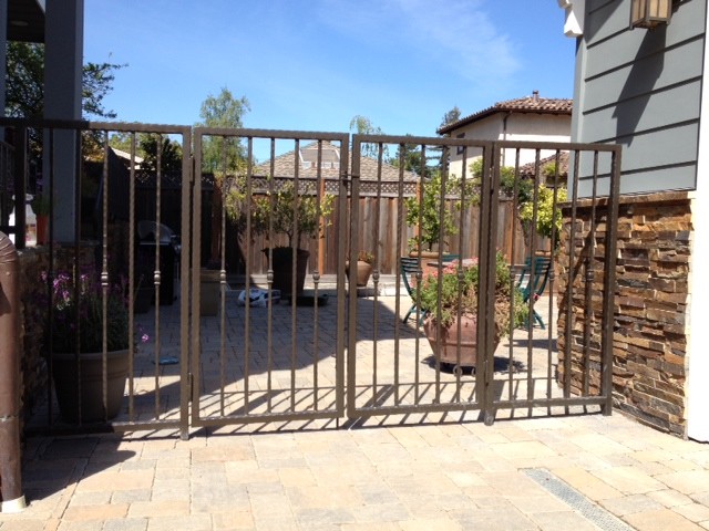 Oil Rub Bronze Fencing - Traditional - Exterior - San Francisco - by ...