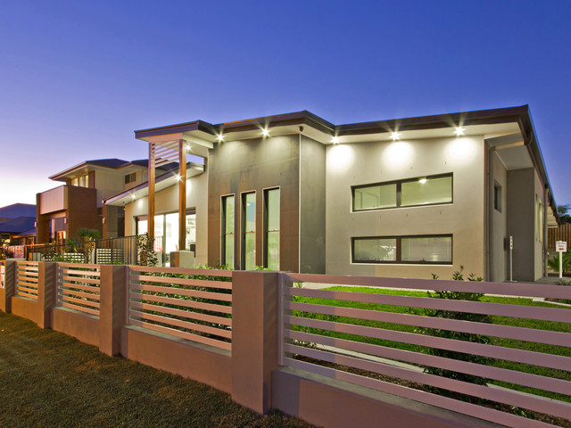 Open Plan Living In A Lowset Home - Modern - Exterior - Brisbane | Houzz AU