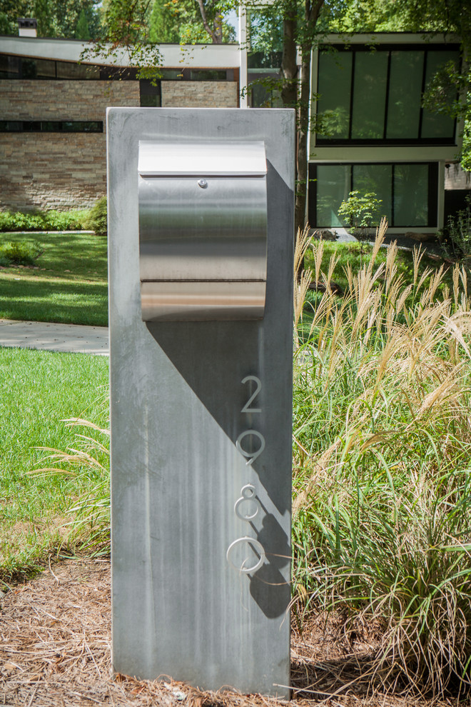 Outdoor Kitchen & Post Box - Modern - Exterior - Atlanta - by Turning ...