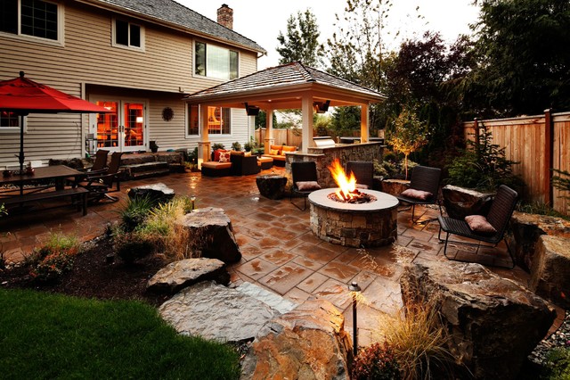 Outdoor Kitchen - Estilo Craftsman - Patio - Seattle - de Elements ...