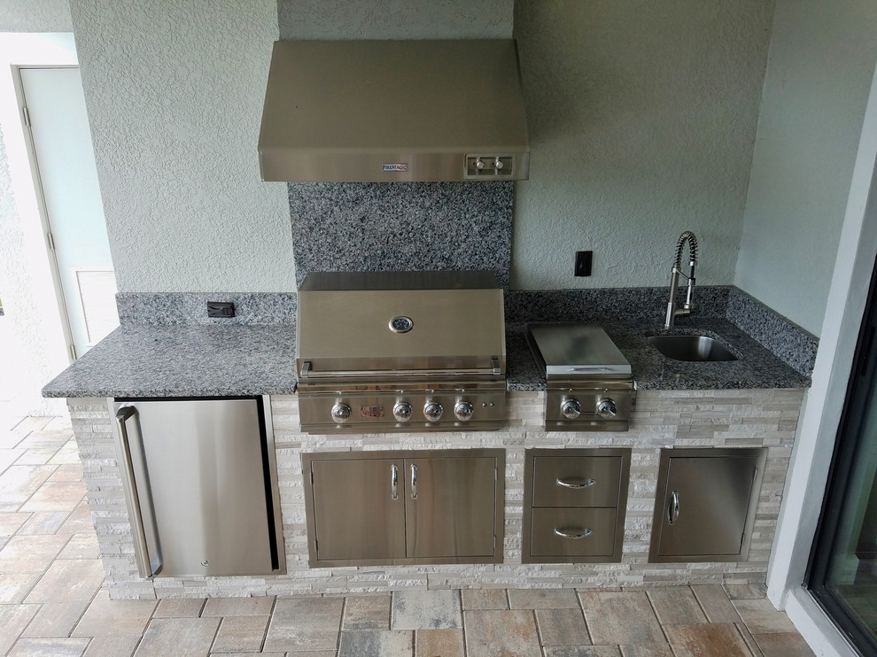Outdoor Kitchens, BBQs with White Wood Vein Split Format Natural Stone ...