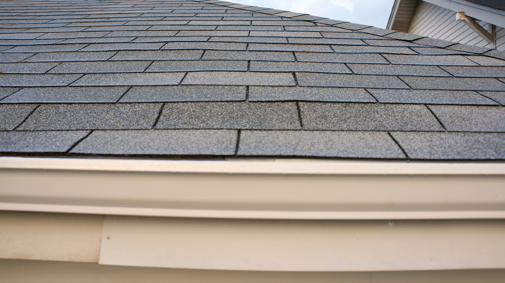 Owens Corning 3 tab Roofing system. Color (Aspen Gray) - Traditional ...