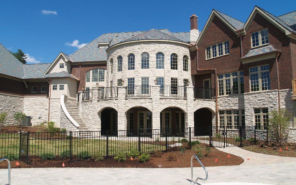 Palumbo Project - Traditional - Exterior - Chicago - by Dunne ...