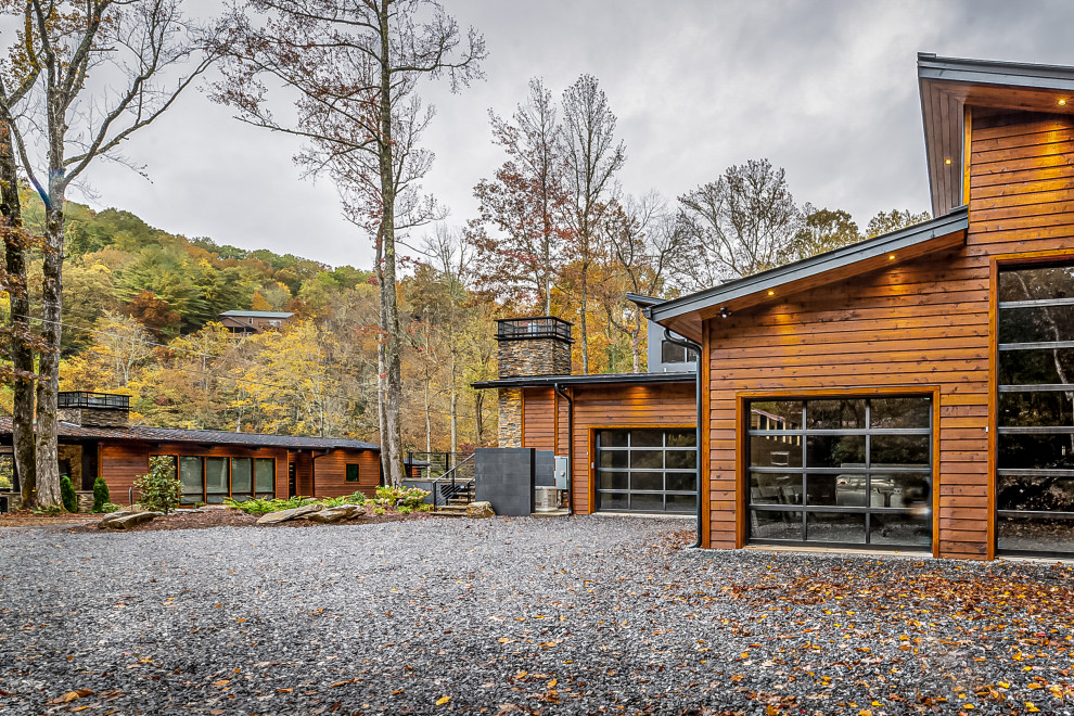 Paradise River: Modern Riverside Home - Rustic - Exterior - Atlanta ...