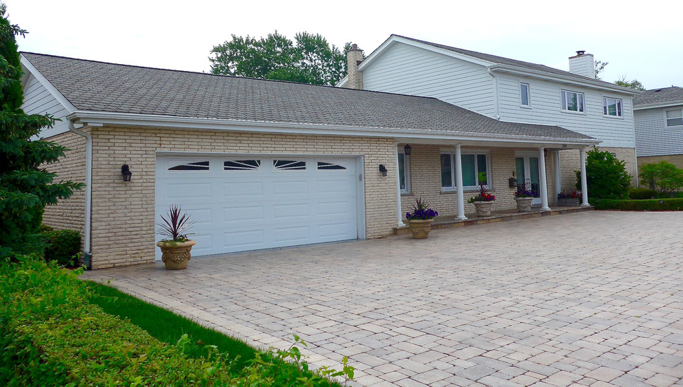 Park Ridge, IL James Hardie Siding Remodel Arctic White Split Level ...