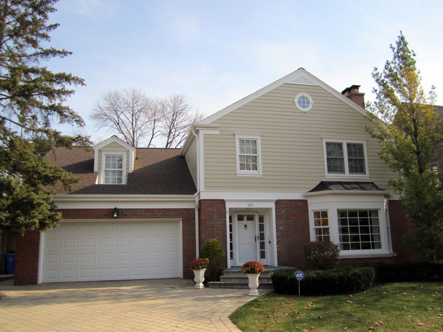 Park Ridge, IL James Hardie Siding Remodel Monterey Taupe Colonial ...