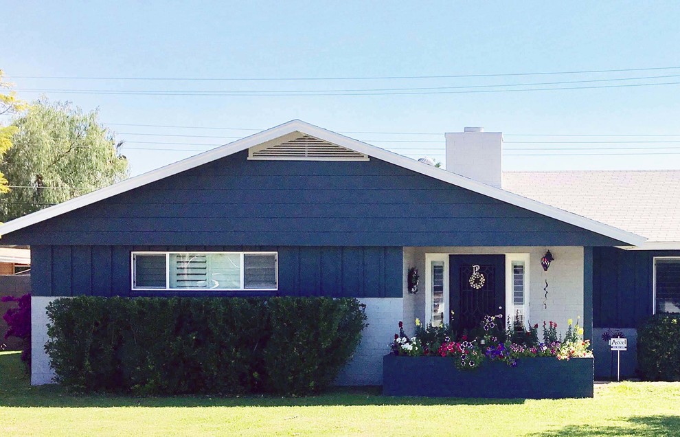 Phoenix, Arizona - Traditional - Exterior - Phoenix - by Crash of ...