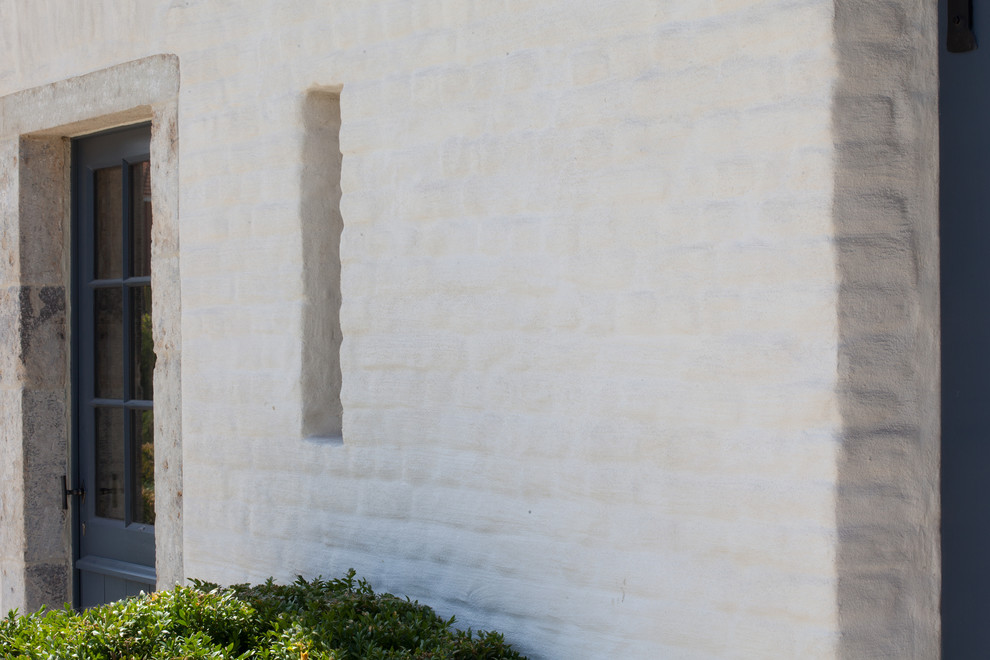 Plaster - Transitional - Exterior - Houston - by Domingue Architectural ...