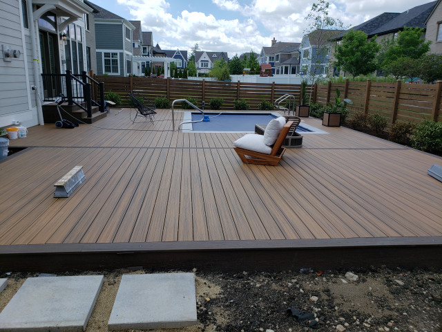 Pool Deck Trex - Modern - House Exterior - Chicago - by Lee Custom Remodeling Inc | Houzz UK
