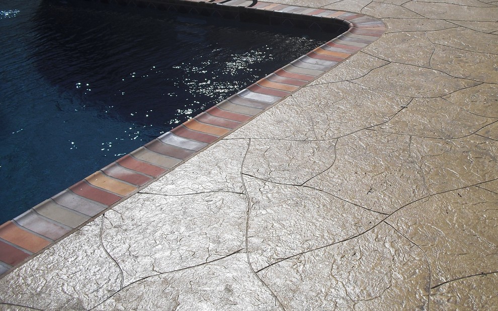 Pool Deck with Sundek Classic Texture - Exterior - Austin - by Sundek ...