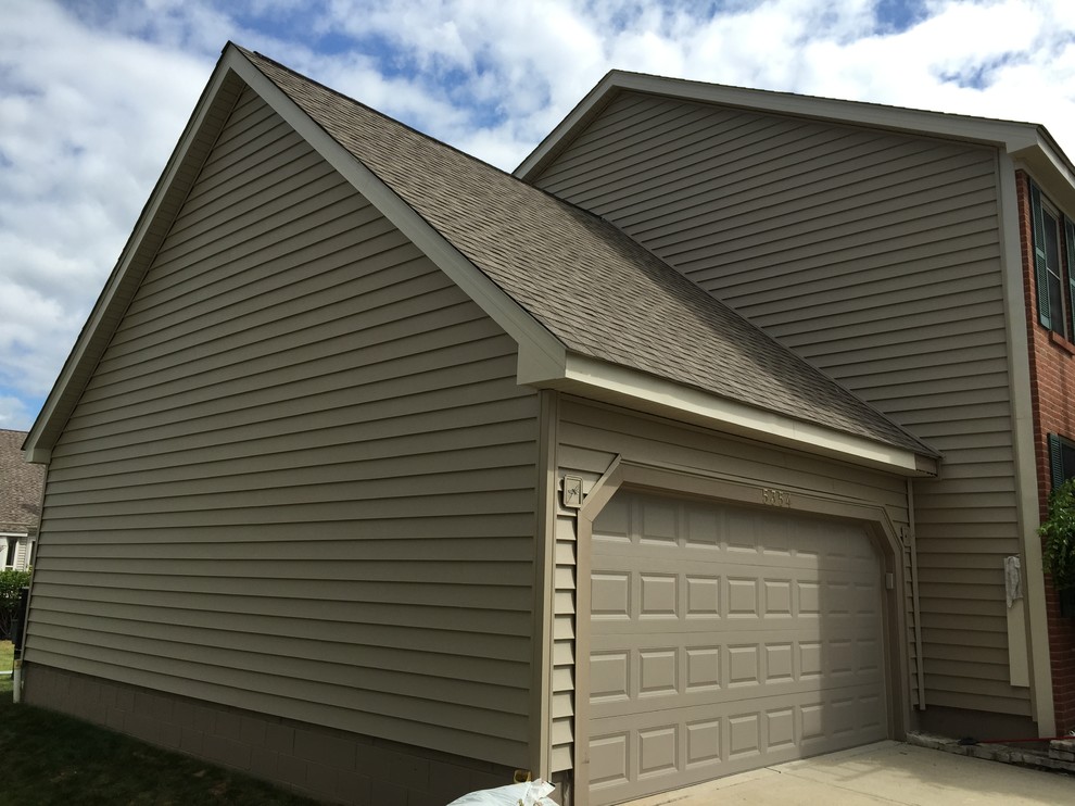 Prodigy® Insulated Vinyl Siding and Trim - Traditional - Exterior ...