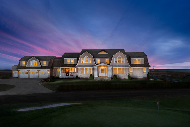 Queen Anne Shingle Style Beach House Queen Anne | Architectural Styles