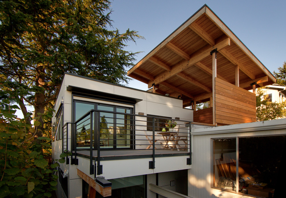 Queen Anne Tree House - Contemporary - Exterior - Seattle - by Patricia ...