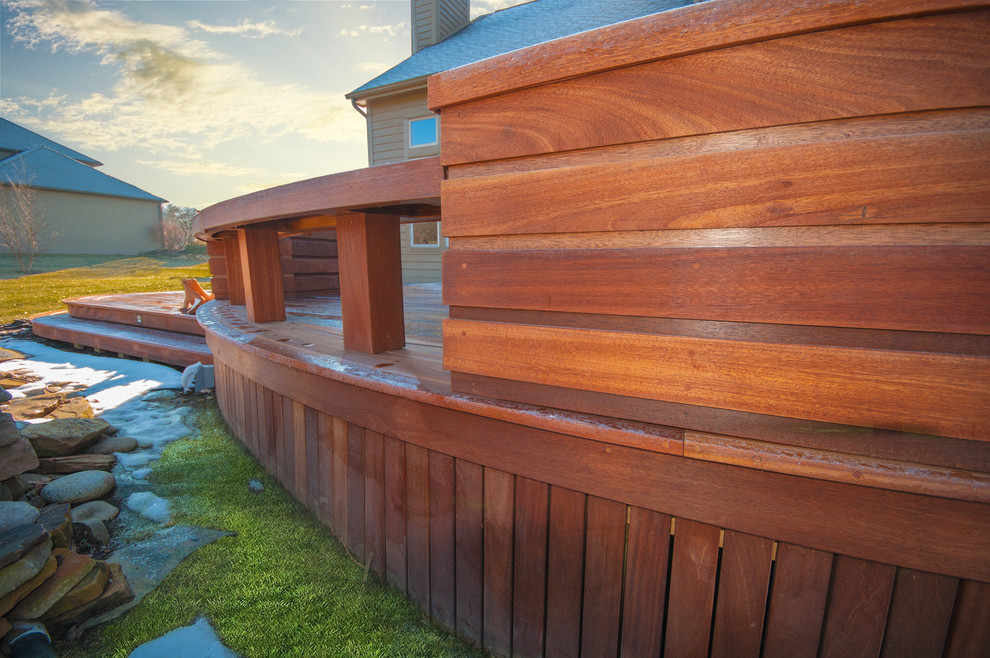 Radius Deck - Modern - Exterior - Columbus - by Third Space Builders ...