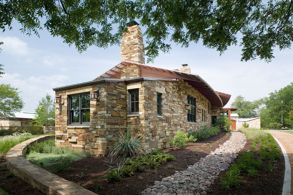 Ranch House - Farmhouse - Exterior - Austin - by Foursquare Builders ...