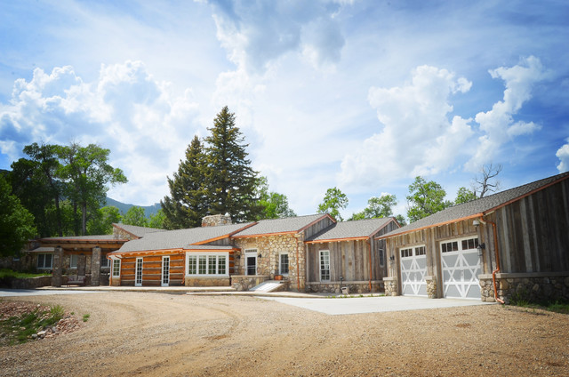 My Houzz: Renovated Dude Ranch in Wyoming