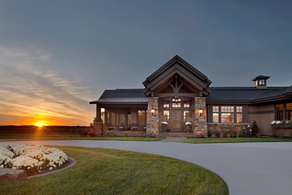 Red Fox Ranch - Rustic - Exterior - Minneapolis - by Peter Eskuche, AIA ...