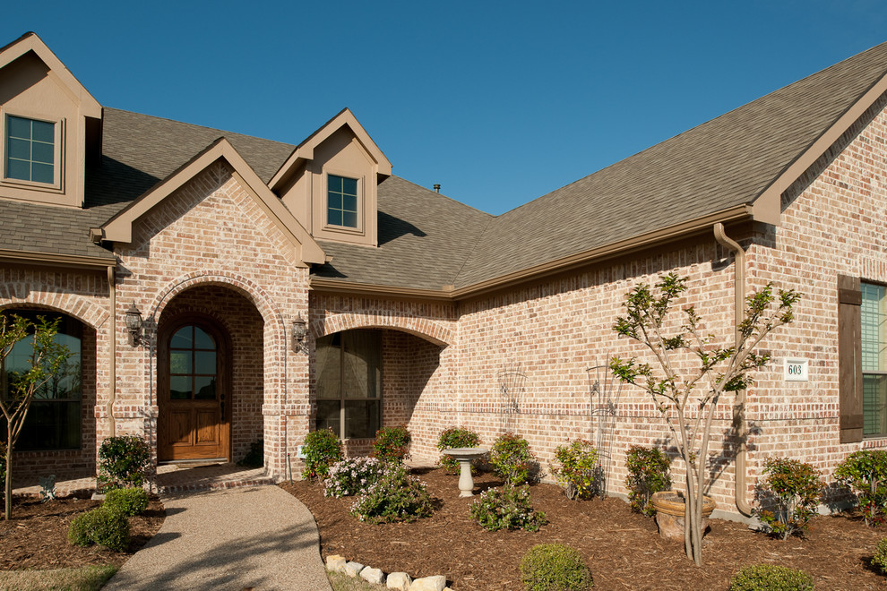 Residential - Traditional - Exterior - Dallas - by Acme Brick Company ...