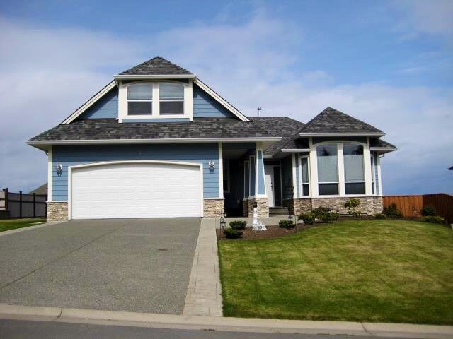 Residential Exteriors Hardy plank siding and painting and stucco ...