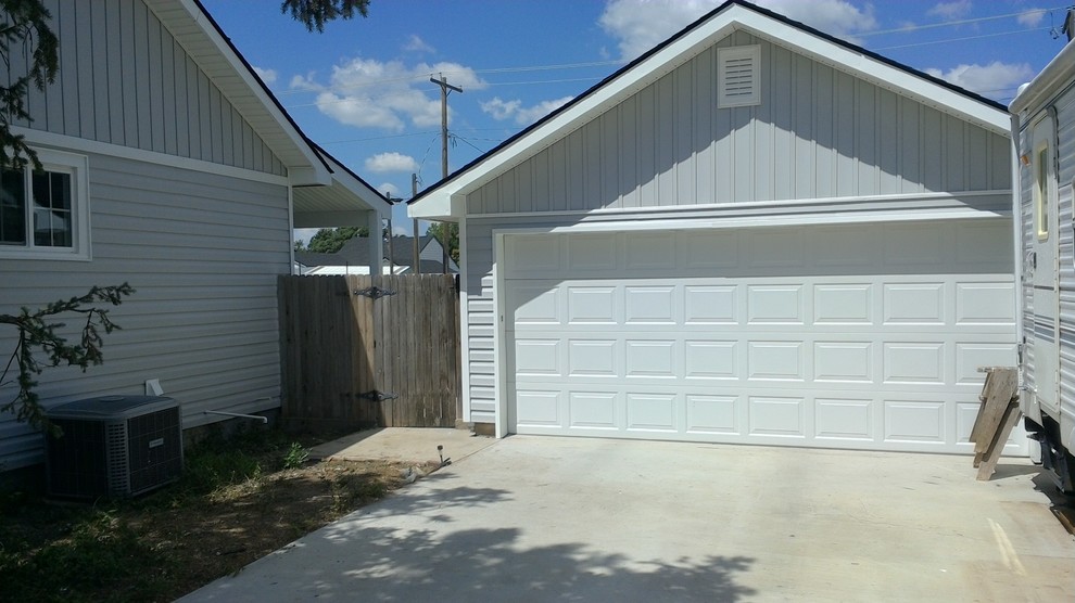 Rima Siding/Windows - House Exterior - by Jeremy Melius (Lowe's Home ...